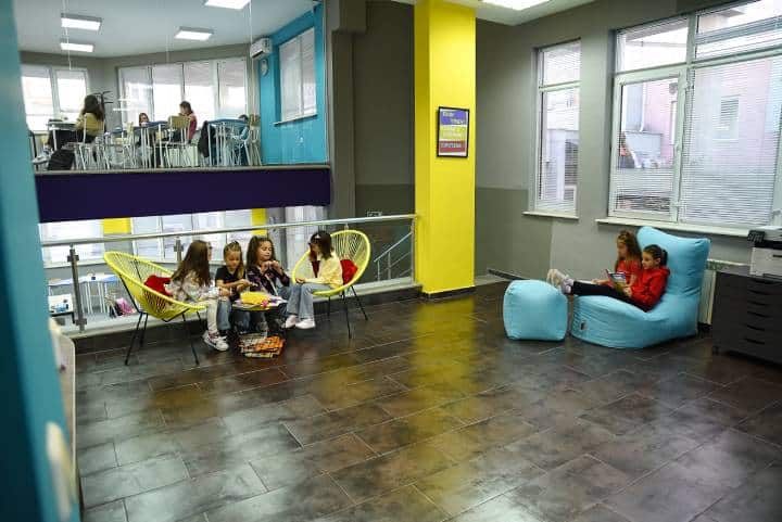 Образователен център Йота